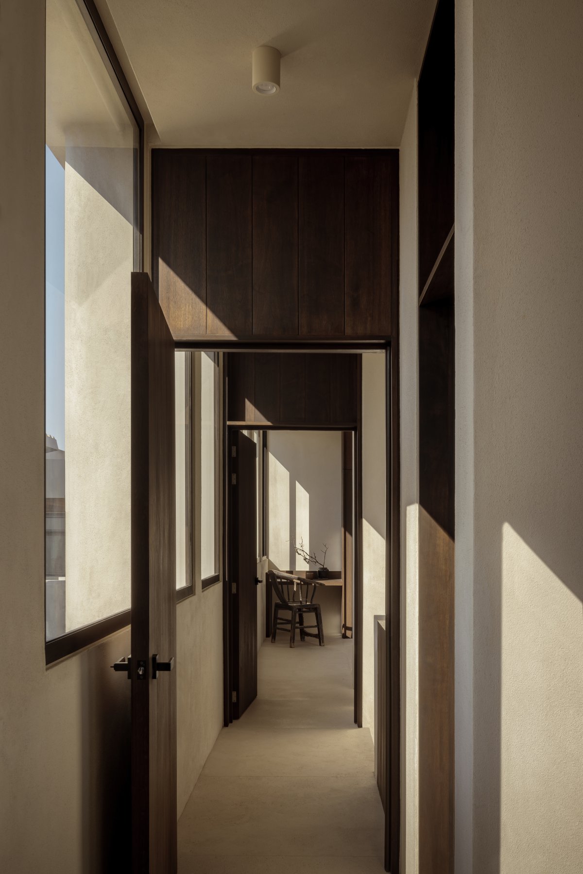 YinjiSpace - César Béjar Studio x Casa Los Tigres